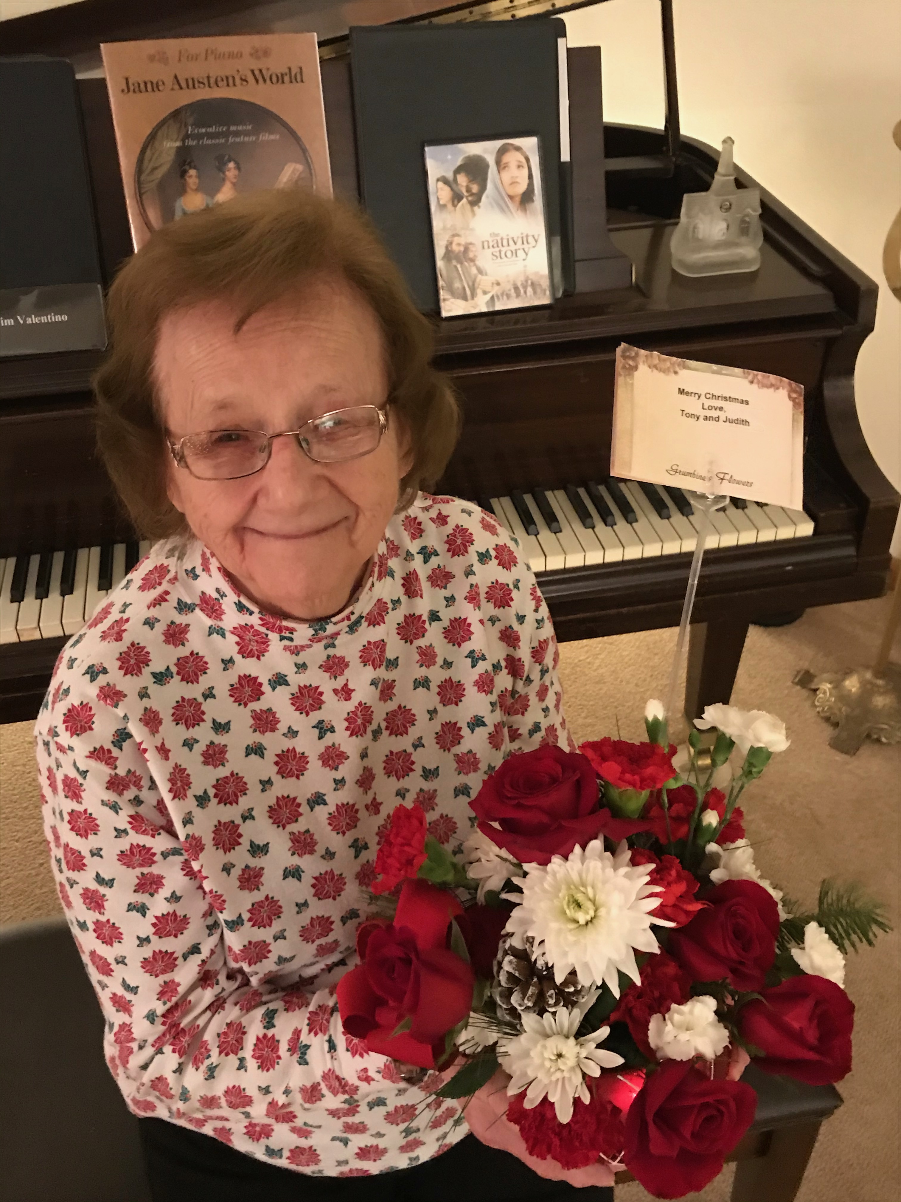 This New Life | lorena-christmas-flowers